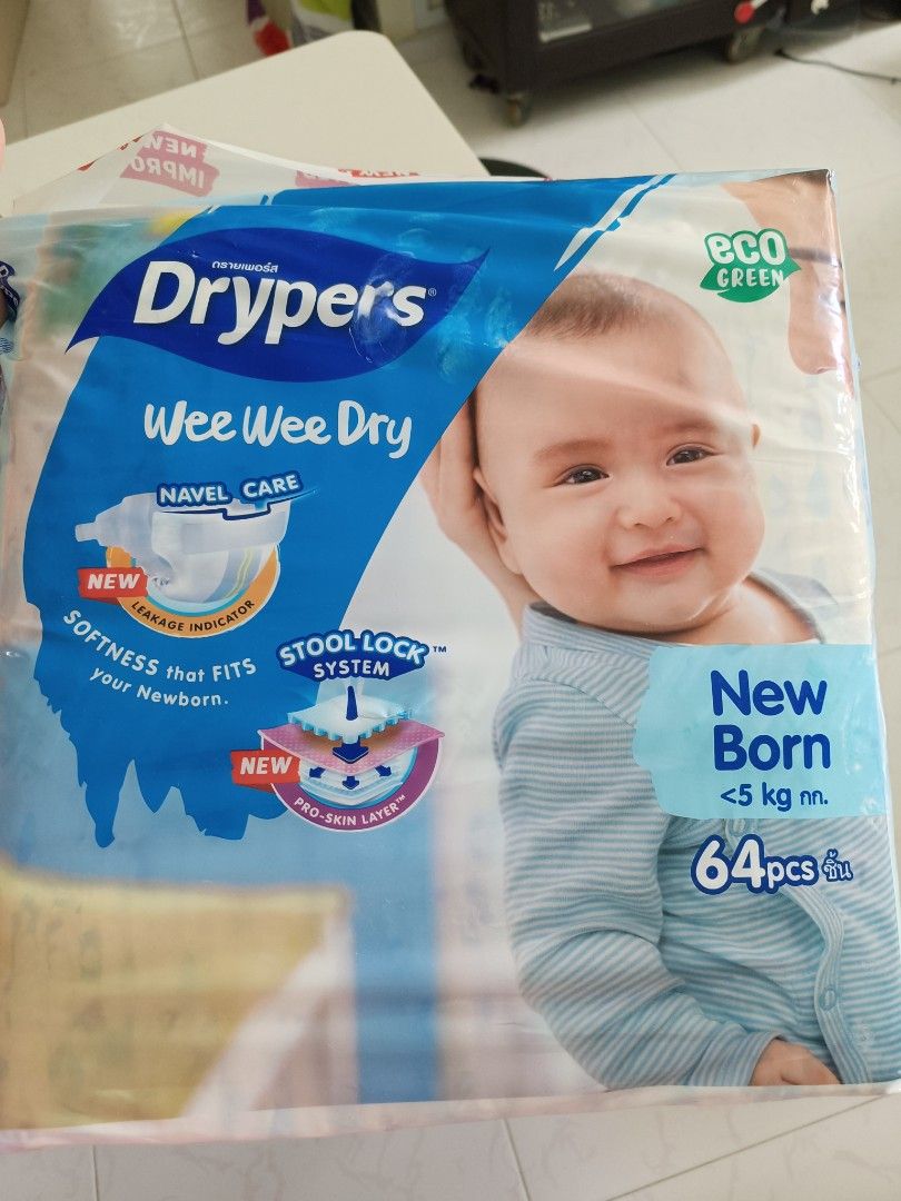Drypers wee wee dry New born, Babies & Kids, Bathing & Changing ...