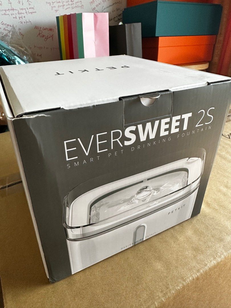 Eversweet 2S water dispenser, Pet Supplies, Homes & Other Pet ...