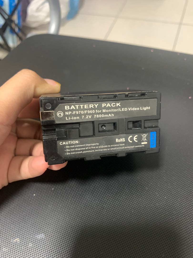 F970 battery pack, Photography, Photography Accessories, Batteries ...
