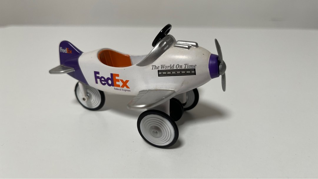 FedEx pedal Plane (Die Cast Replica , Premier Edition）, 興趣及遊戲, 玩具 & 遊戲類 ...