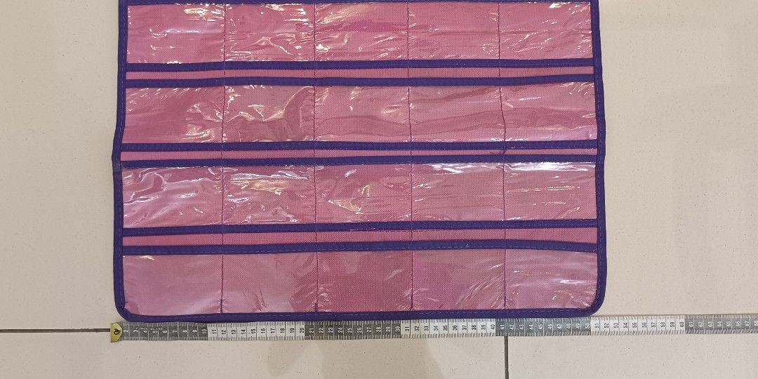 Flash card chart pocket holder, Hobbies & Toys, Toys & Games on Carousell