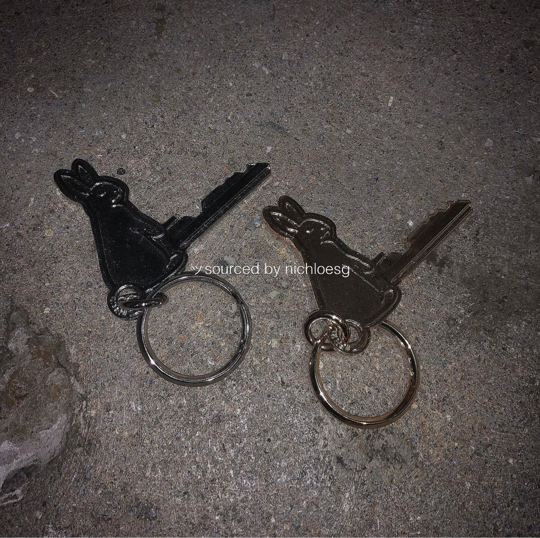 FR2 KEY HOLDER, Men's Fashion, Watches & Accessories, Accessory holder ...