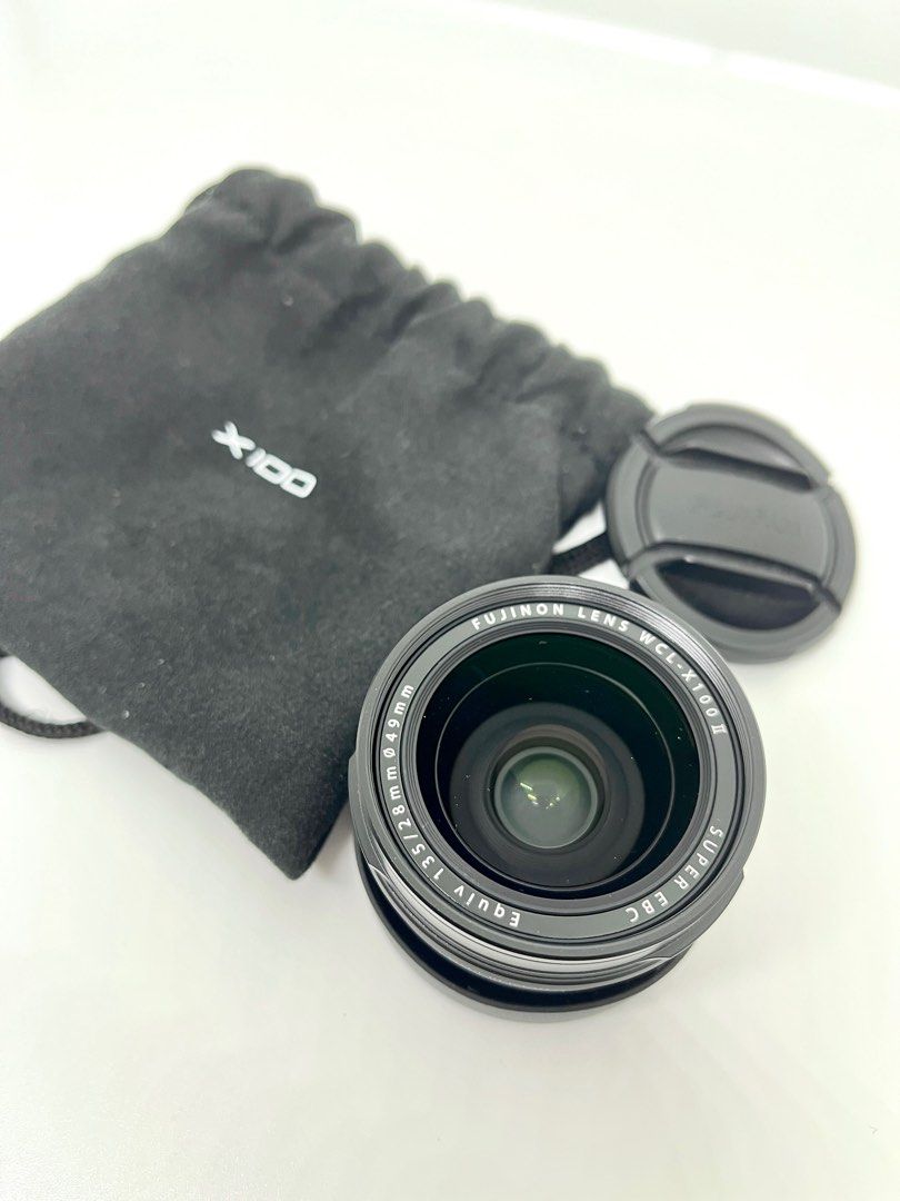 Fujifilm X100V with WCL-X100 ii, Photography, Cameras on Carousell