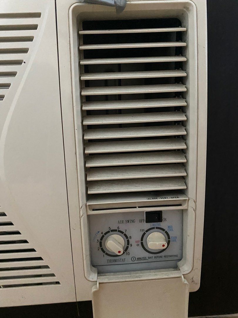 Gree Window-type Aircon, TV & Home Appliances, Air Conditioning and ...
