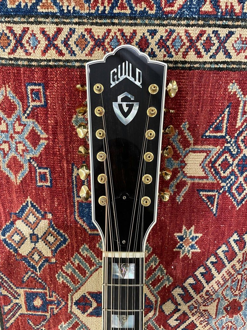 Guild F-512 Sunburst 12 String Acoustic, Hobbies & Toys, Music & Media ...