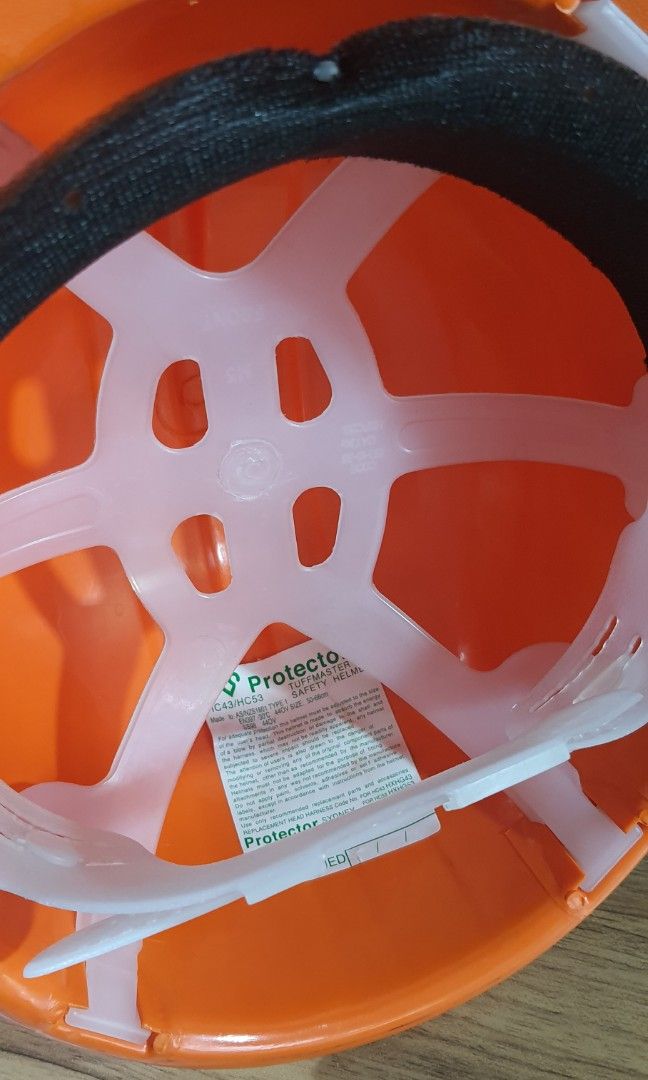 Hard Hat CEMEX made is Australia, Men's Fashion, Watches & Accessories ...