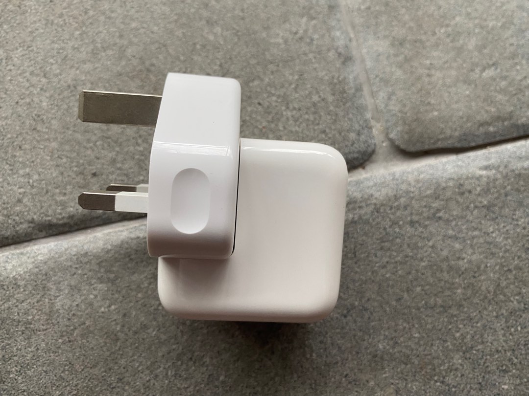 iPhone/iPad power adapter Type A, Computers & Tech, Parts & Accessories ...