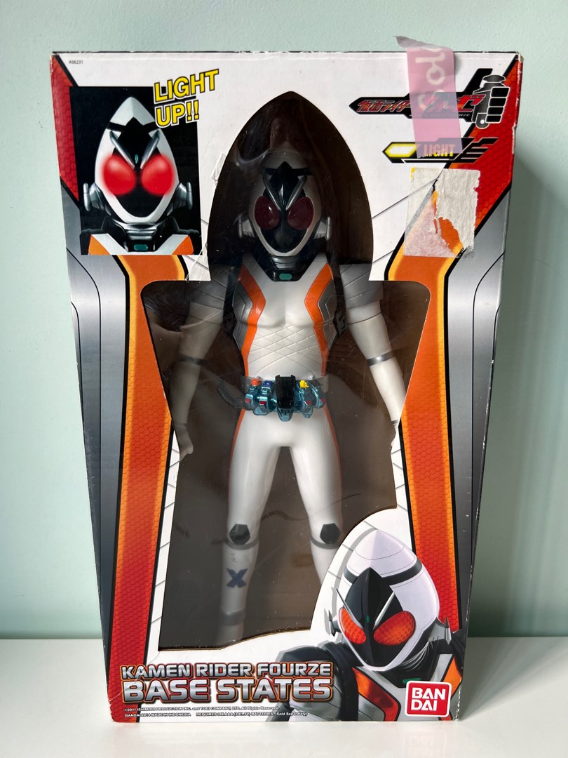 Kamen Rider Fourze Base States with Electronic Lights, Hobbies & Toys ...
