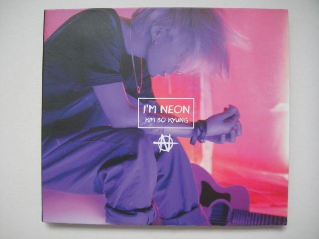 Kim Bo Kyung - I'm Neon CD (韓國版) (附歌詞畫冊本), 興趣及遊戲, 音樂樂器 & 配件, 音樂與媒體 - CD ...