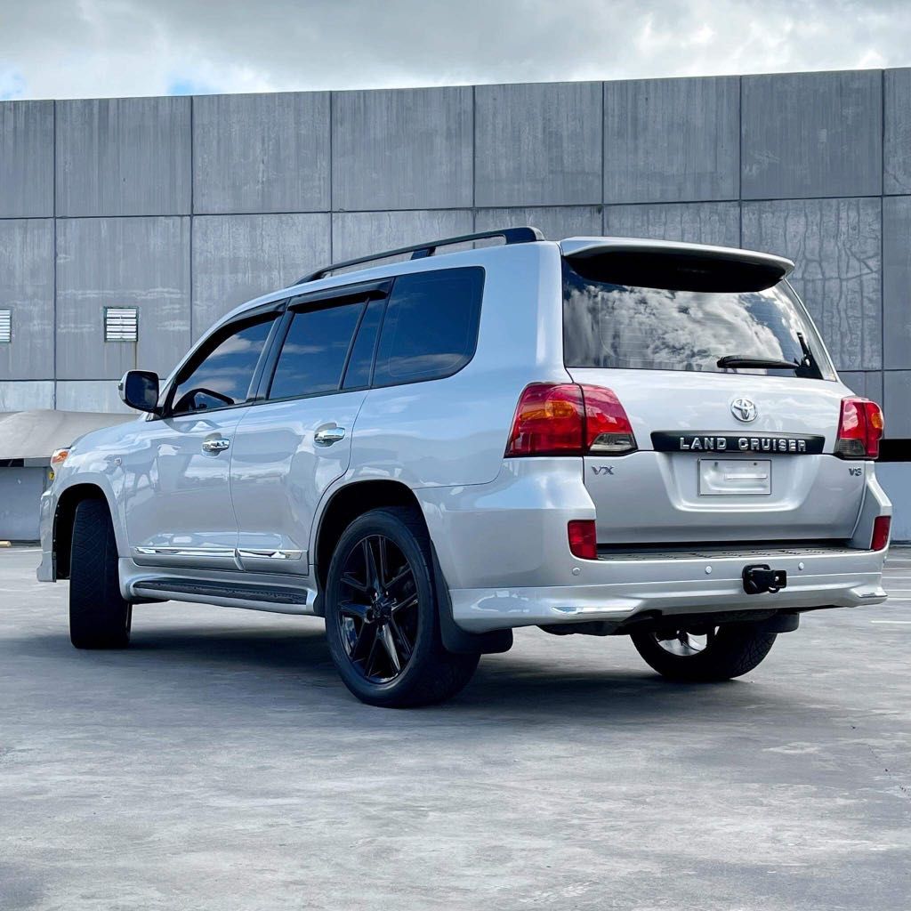 LC200 LANDCRUISER DUBAI GXR Auto, Cars for Sale, Used Cars on Carousell