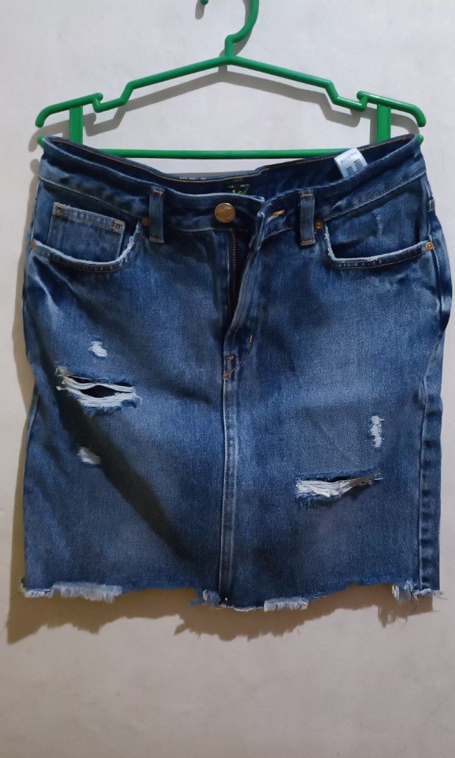 Maong Skirt, Women's Fashion, Bottoms, Skirts on Carousell