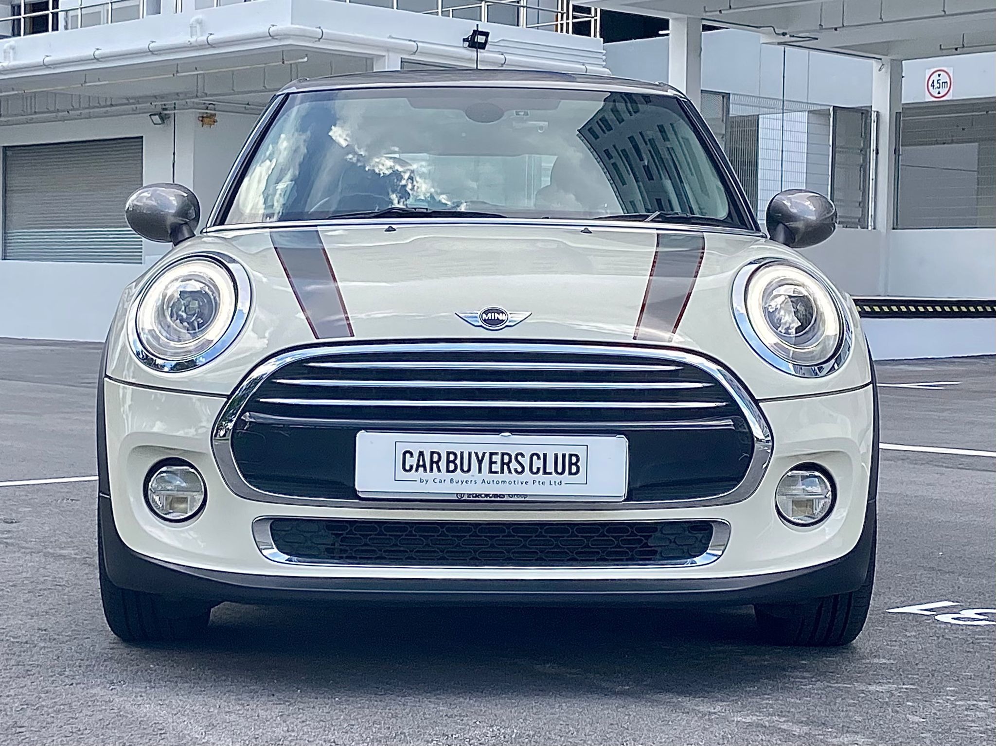 MINI COOPER 5DR FWD LED ABS, Cars, Used Cars on Carousell