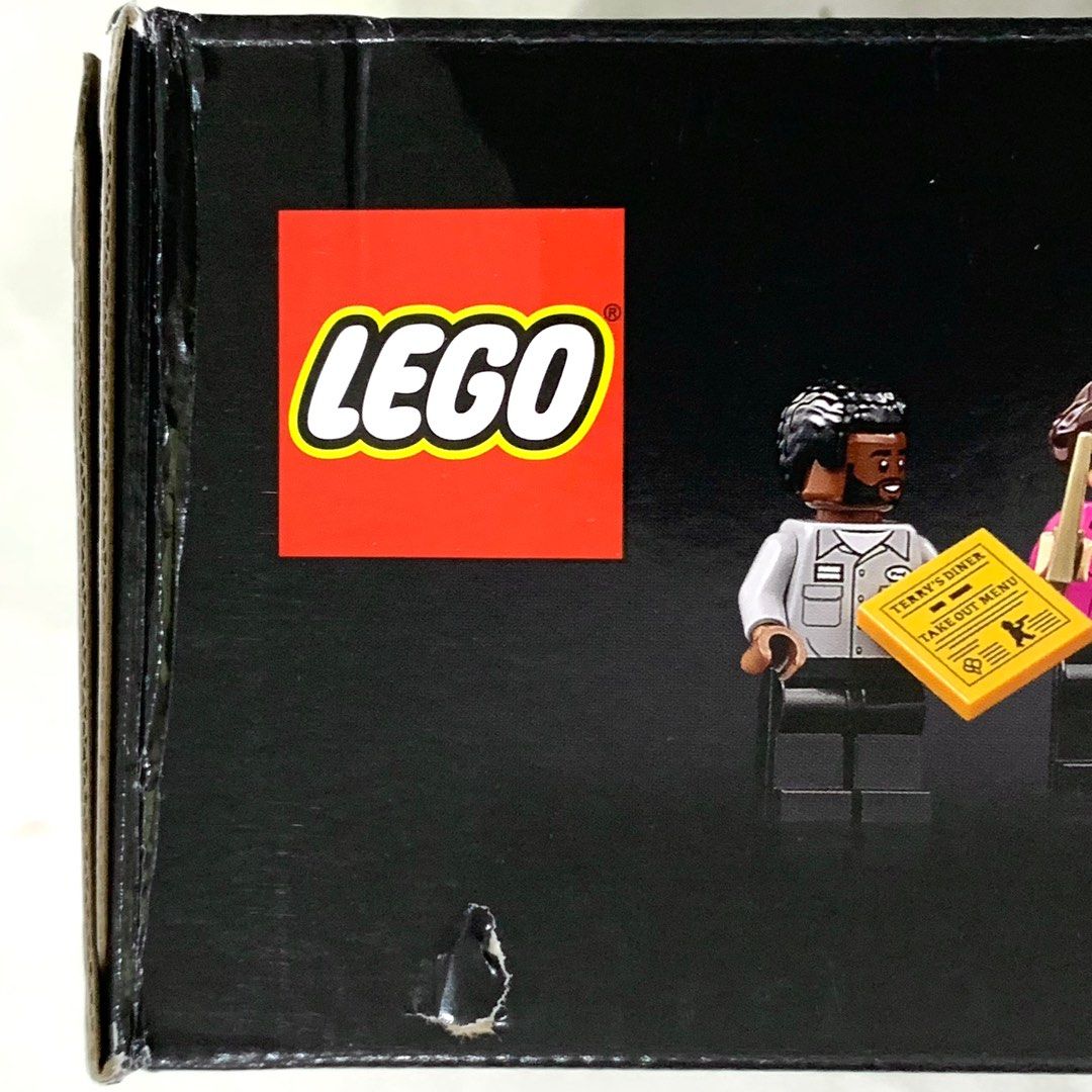 New Sealed Slightly Creased - LEGO Ideas 21336: The Office - Michael ...