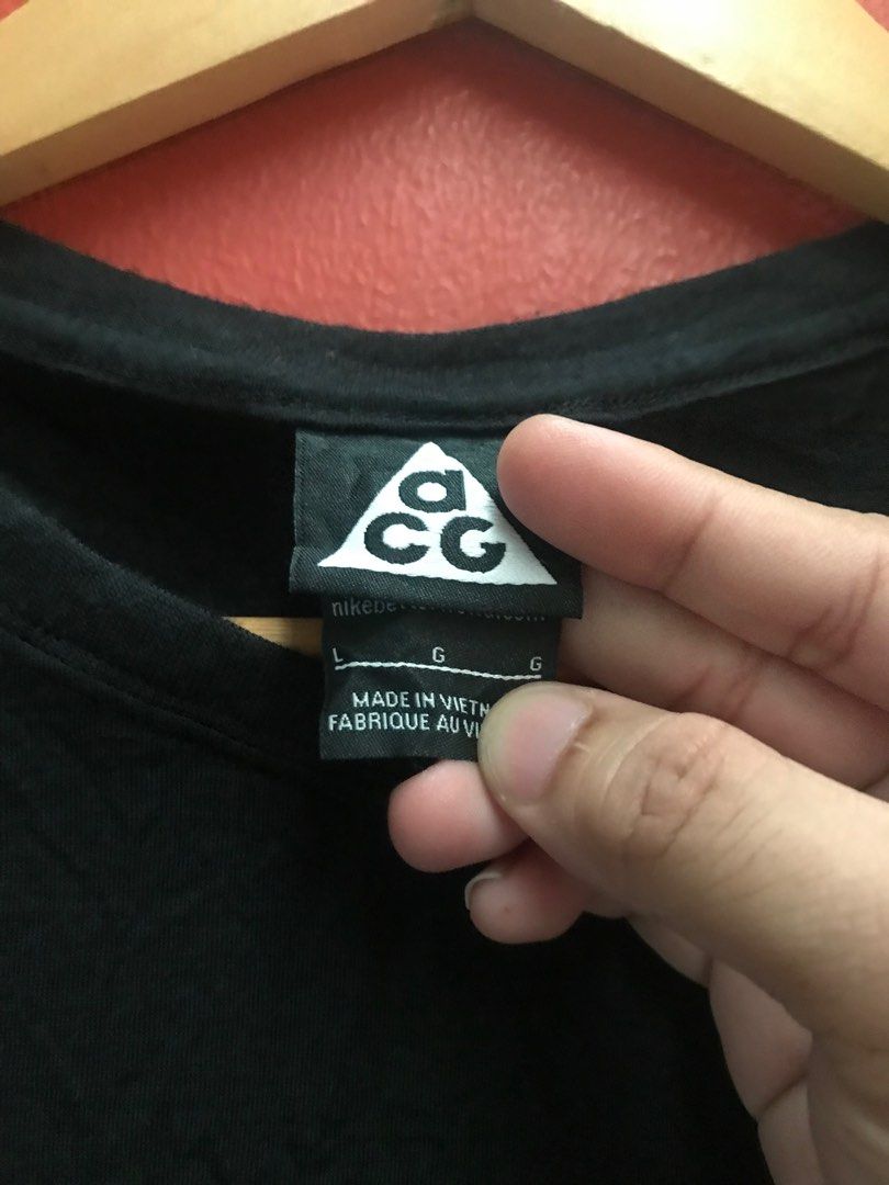 Nike All condition Gear Reflective Tee, Men's Fashion, Tops & Sets ...