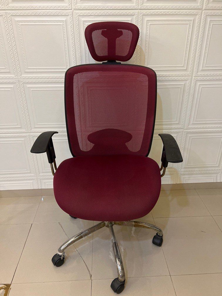 Office Ergonomic Chair, Furniture & Home Living, Furniture, Chairs on Carousell