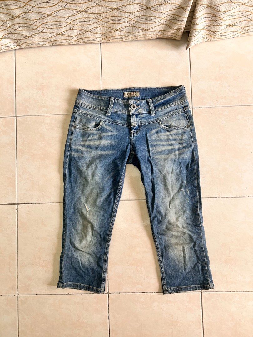 original guess 3 quarter length, Women's Fashion, Bottoms, Jeans ...