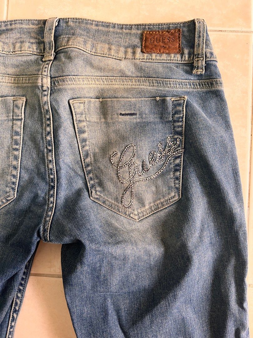 original guess 3 quarter length, Women's Fashion, Bottoms, Jeans ...