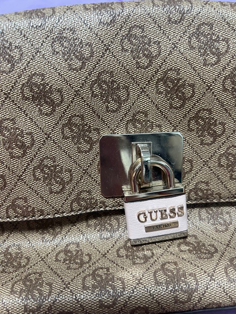 Original GUESS handbag $100, Women's Fashion, Bags & Wallets, Shoulder ...