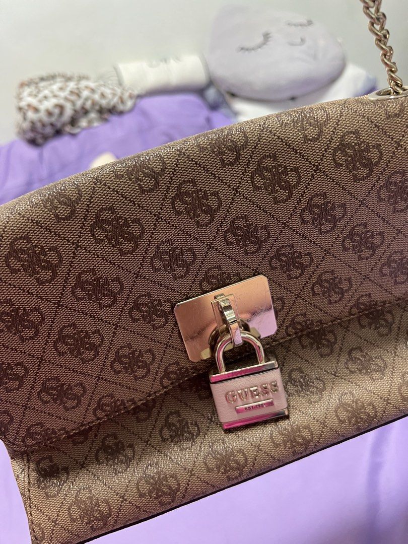 Original GUESS handbag $100, Women's Fashion, Bags & Wallets, Shoulder ...
