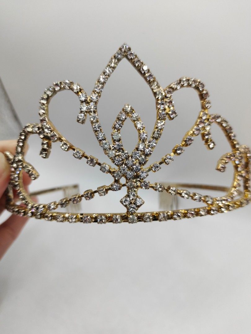 Pageant Crown Preloved, Women's Fashion, Watches & Accessories, Hair ...