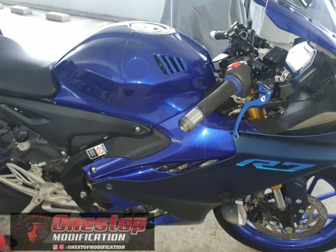 [R15 V4] Cover Tank R15M, Motorcycles, Motorcycle Accessories on Carousell