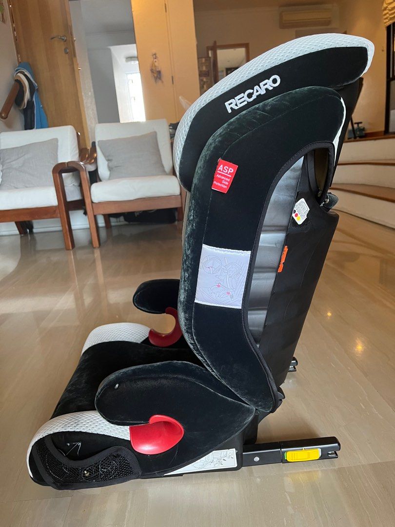 Recaro carseat, Babies & Kids, Going Out, Car Seats on Carousell