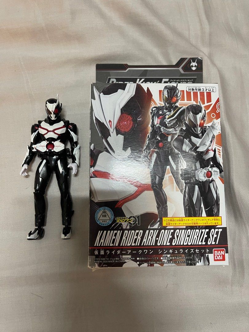 RKF Kamen Rider Zero One Ark Zero Ark One not shf, 興趣及遊戲, 玩具 & 遊戲類 ...