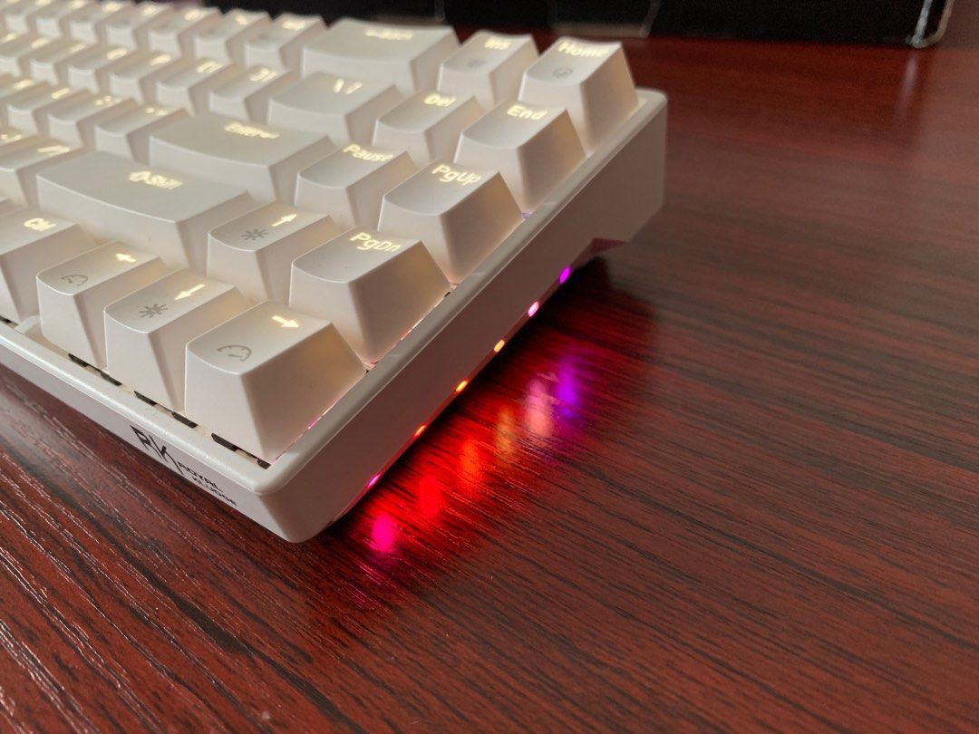 Royal Kludge RK71 (white light, red switch), Computers & Tech, Parts ...