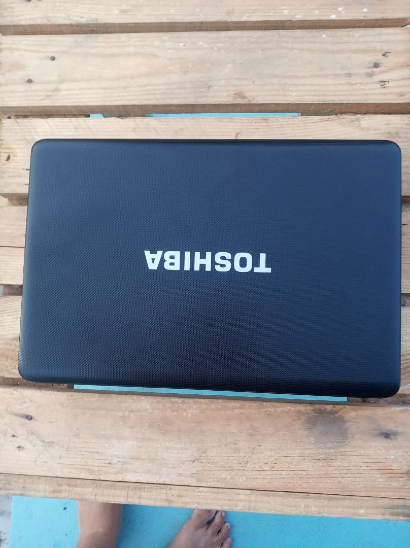 selling toshiba satelite pro core i5 3rd Gen 4gb ram 500gb hard disk ... selling toshiba satelite pro core i5 3rd Gen 4gb ram 500gb hard disk ...