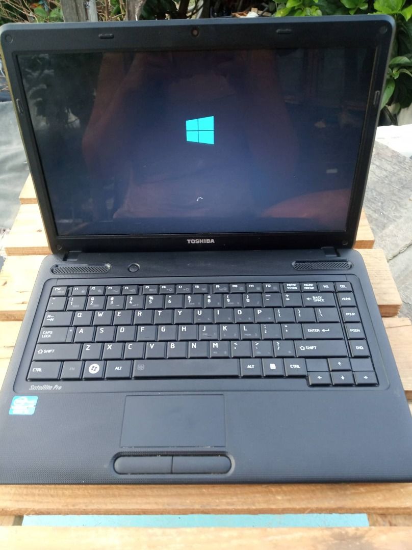 selling toshiba satelite pro core i5 3rd Gen 4gb ram 500gb hard disk ... selling toshiba satelite pro core i5 3rd Gen 4gb ram 500gb hard disk ...