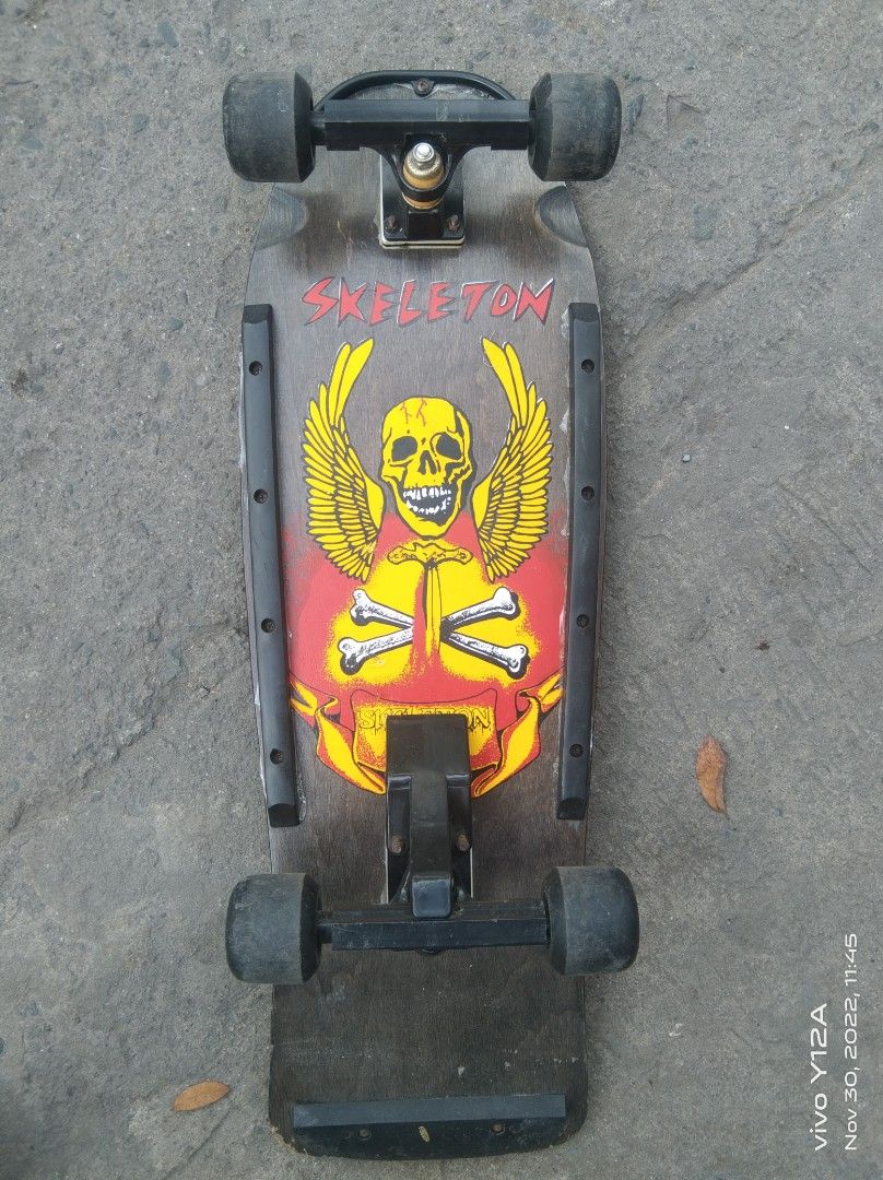 Skeleton SFX Skateboard, Sports Equipment, Sports & Games, Skates ...