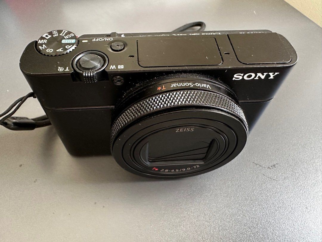 Sony RX100 VII M7, Photography, Cameras on Carousell