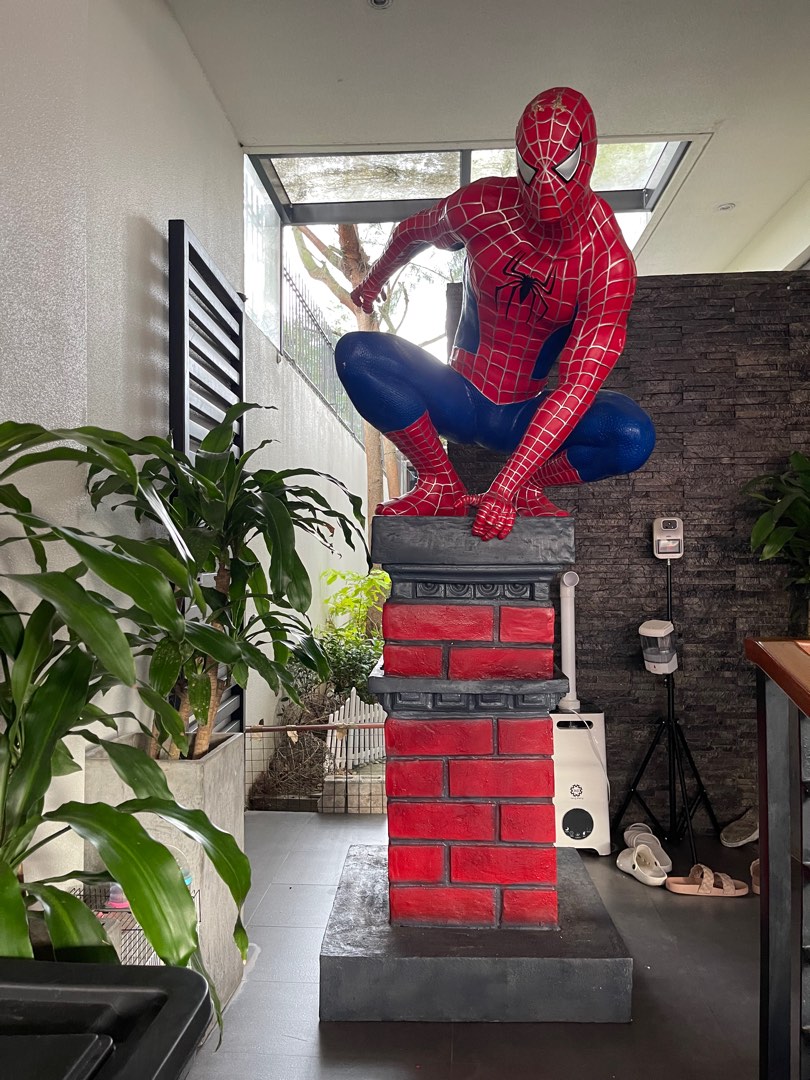 Spider-Man full size figure, Hobbies & Toys, Memorabilia & Collectibles ...