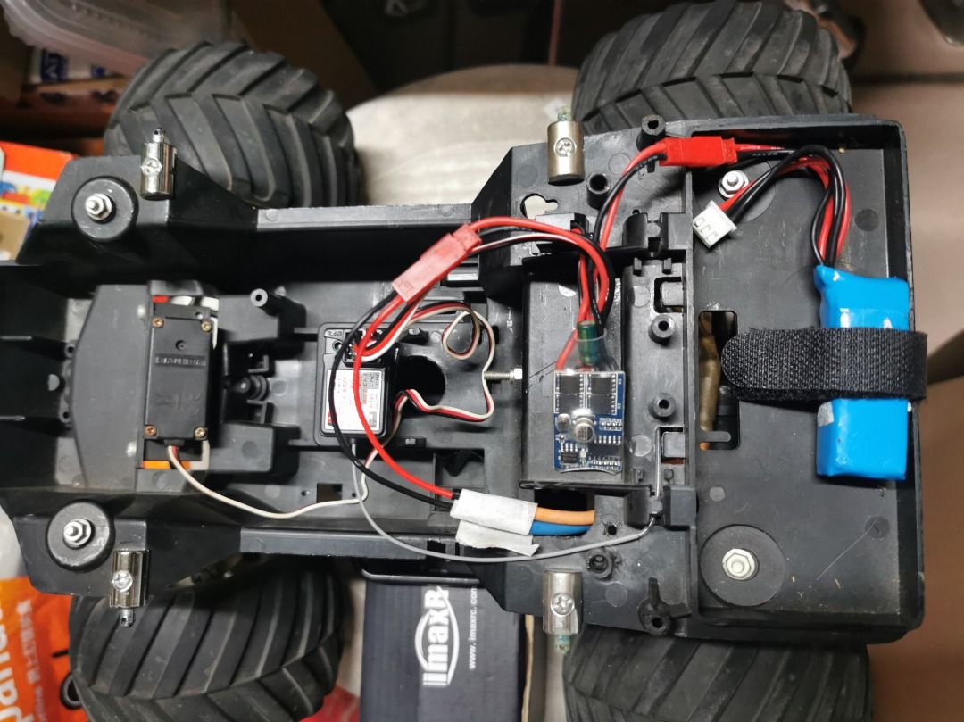 TAMIYA Vanessa's Lunchbox Radio Control Monster Truck VAN Dodge Lipo ...