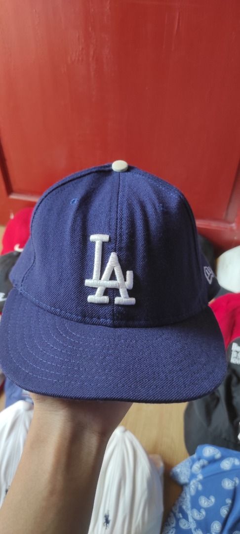 TOPI NEW ERA LA NAVY BUILD UP, Fesyen Pria, Aksesoris, Topi di Carousell