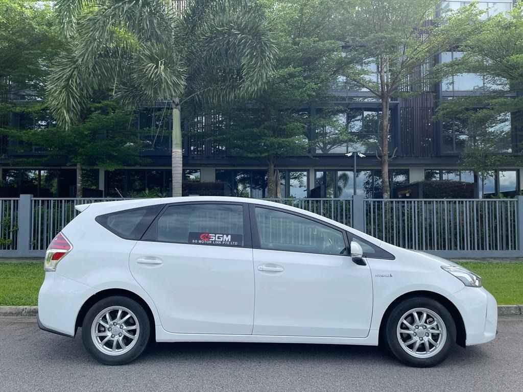Toyota Prius+ Hybrid 1.8 (A), Cars, Used Cars on Carousell
