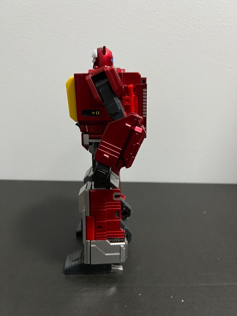 Transformers KFC EAVI Metal Transistor (Masterpiece Blaster), Hobbies ...