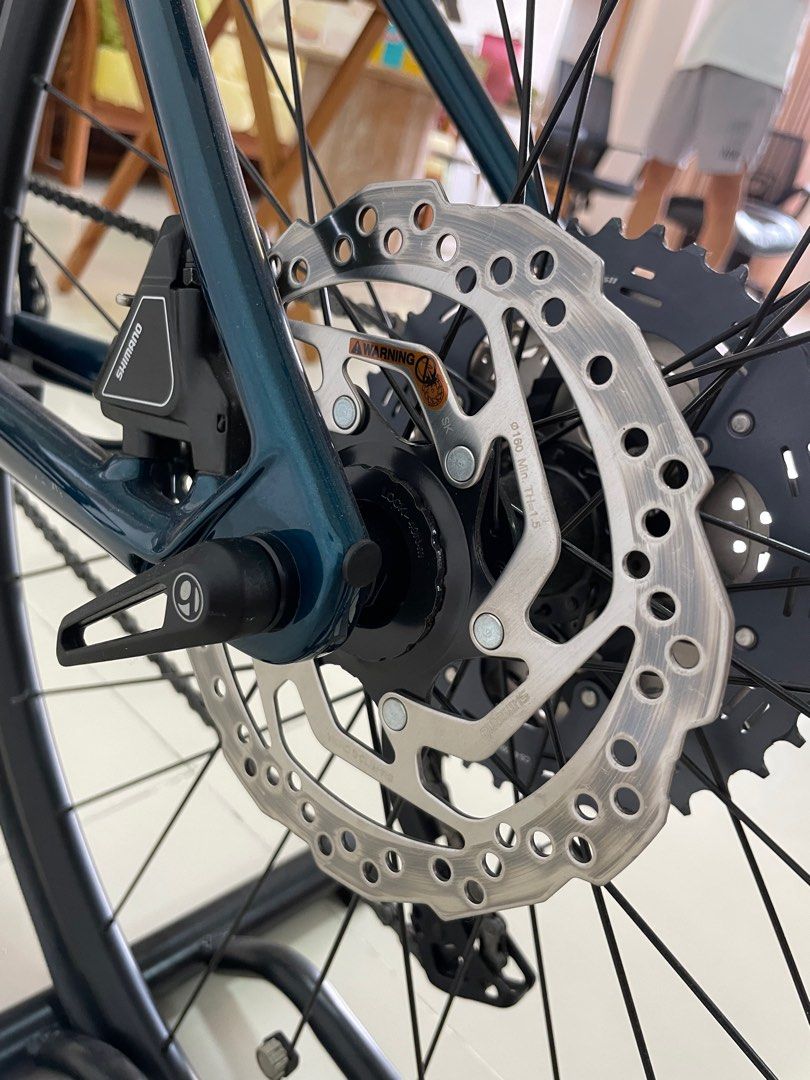 TREK FX Sport 4 (size S) carbon, Sports Equipment, Bicycles & Parts ...