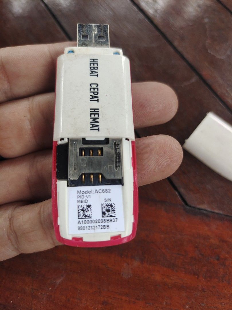 USB Modem EDVO Rev.A Smartfren AC682, Telepon Seluler & Tablet ...