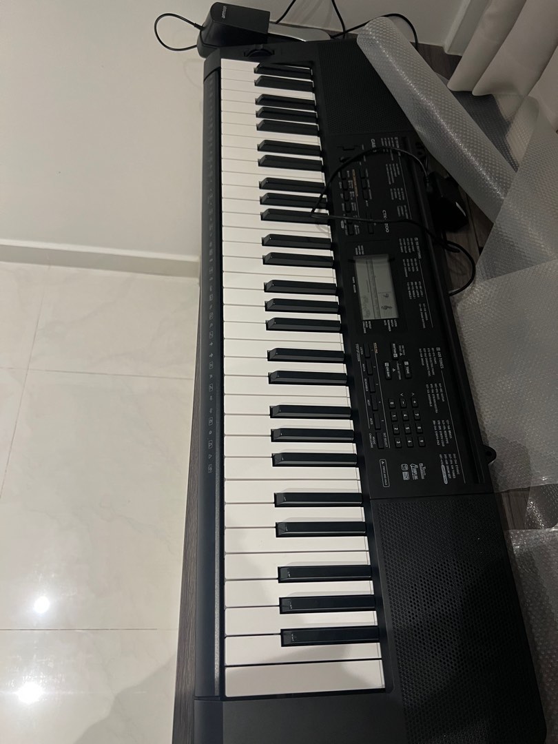 Casio Keyboard CTK-3200, Hobbies & Toys, Music & Media, Musical ...