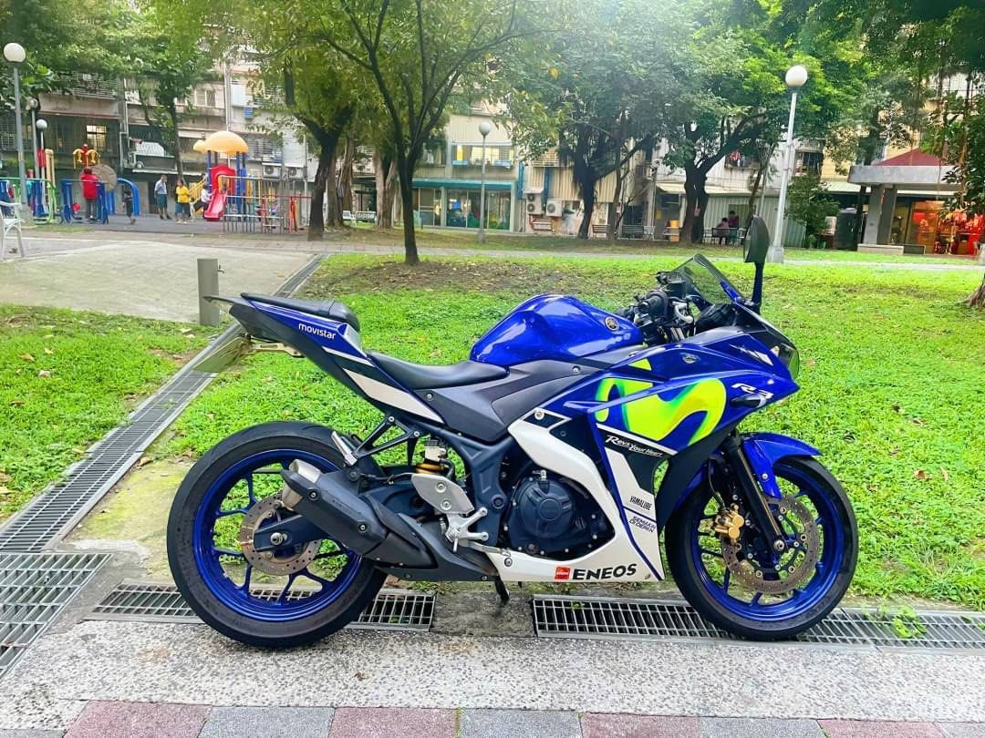 YAMAHA R3, 機車, 重機在旋轉拍賣