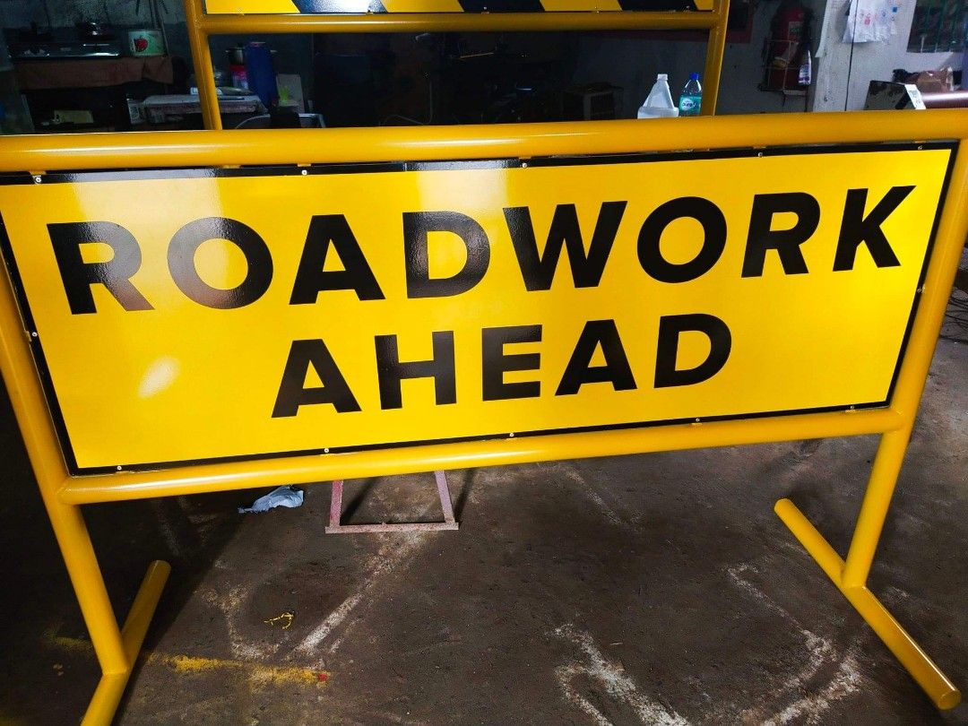 barricade signage for construction, Commercial & Industrial ...