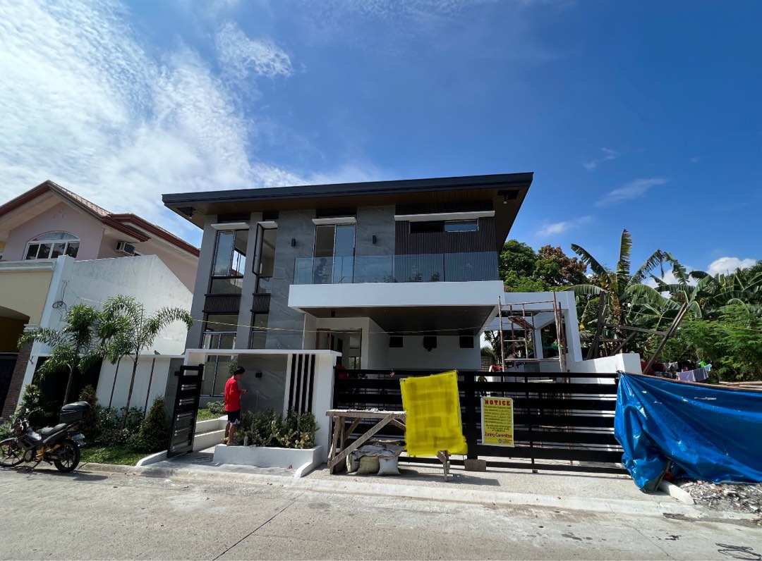 BF Paranaque Brand New House, Property, For Sale, House & Lot on Carousell