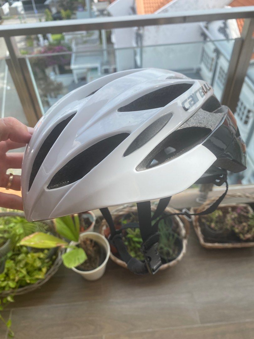 Cair Bull Helmet, Sports Equipment, Bicycles & Parts, Parts ...