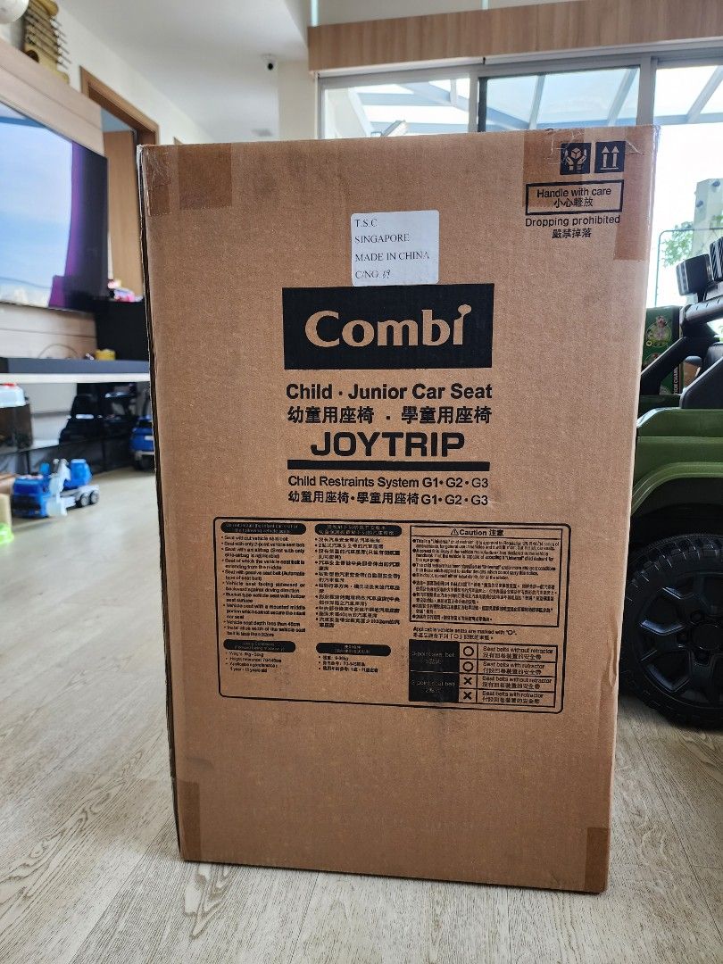 Combi Joy Trip First Carry Car seat, Babies & Kids, Going Out, Car Seats on Carousell