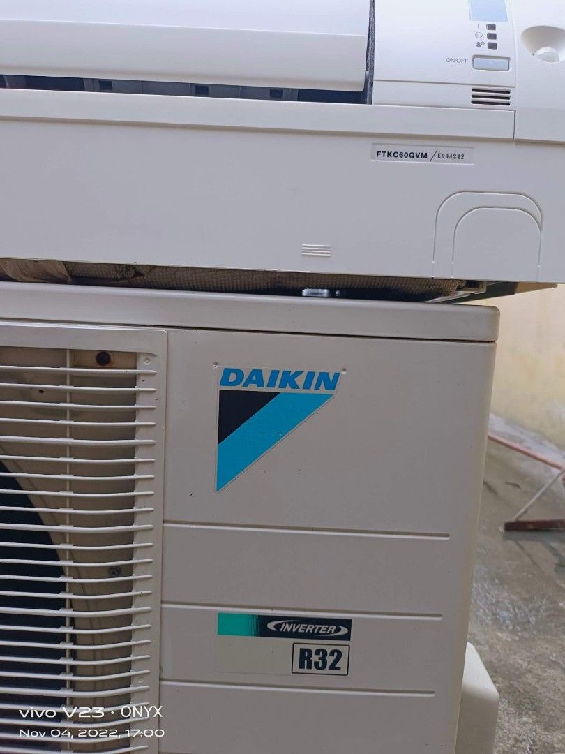 Daikin 2.5hp premium inverter, TV & Home Appliances, Air Conditioning ...