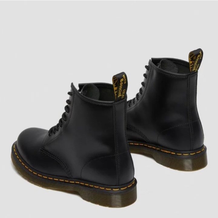 Dr Mart, Men's Fashion, Footwear, Boots on Carousell