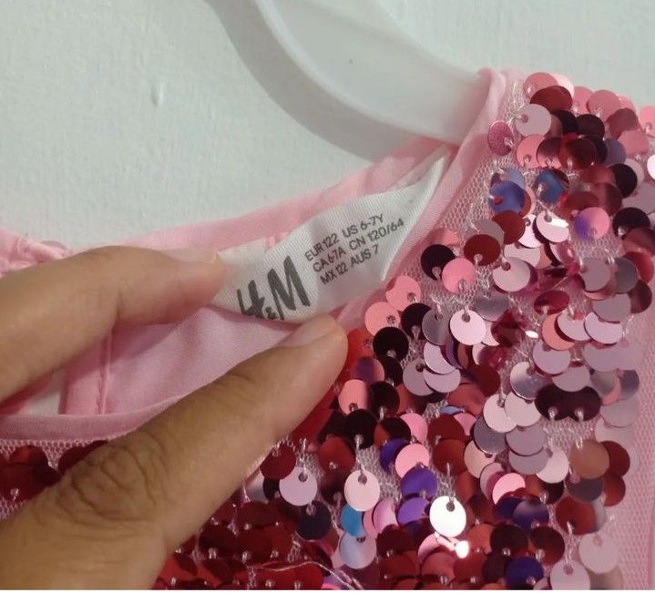 Dres hnm squin anak, Bayi & Anak, Baju Anak Perempuan, 4 hingga 7 tahun ...