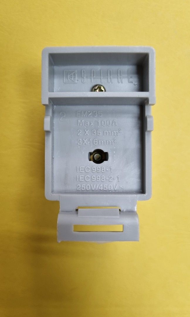 EMANN, BI Connector EM235, TV & Home Appliances, Electrical, Adaptors & Sockets on Carousell