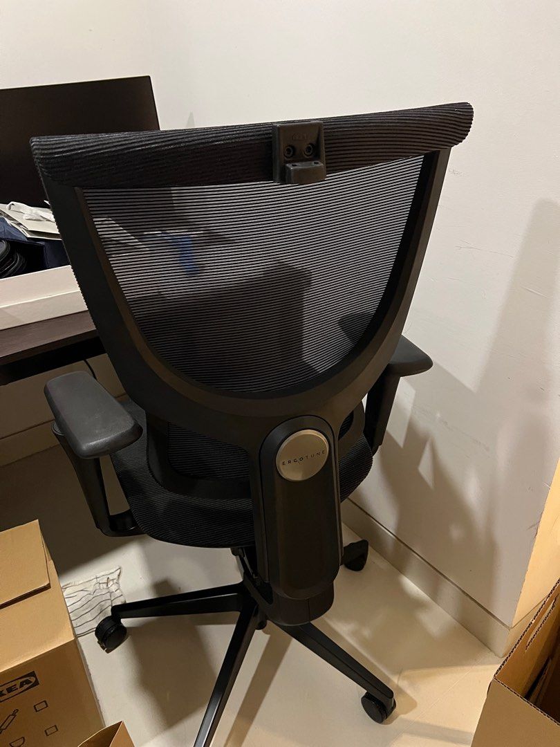 Ergotune Supreme, Furniture & Home Living, Furniture, Chairs on Carousell